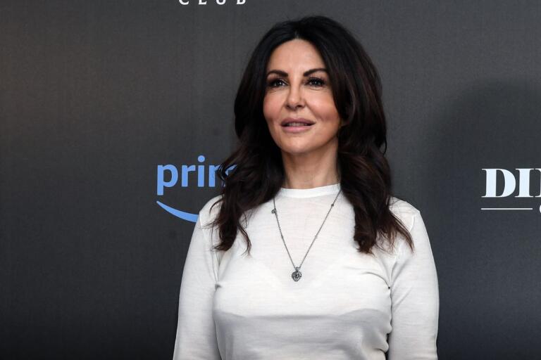 Sabrina Ferilli compie 59 anni: la battuta sull'età è virale Pinkblog