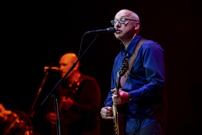 Dire Straits, all'asta le chitarre del leader Mark Knopfler: sono ben ...